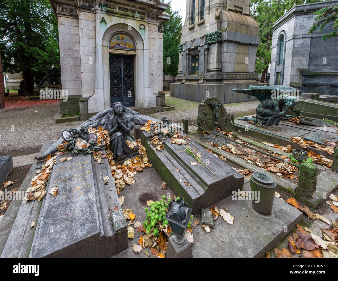 Graves and family crypts at the Monumental cemetery in Milan Stock ...
