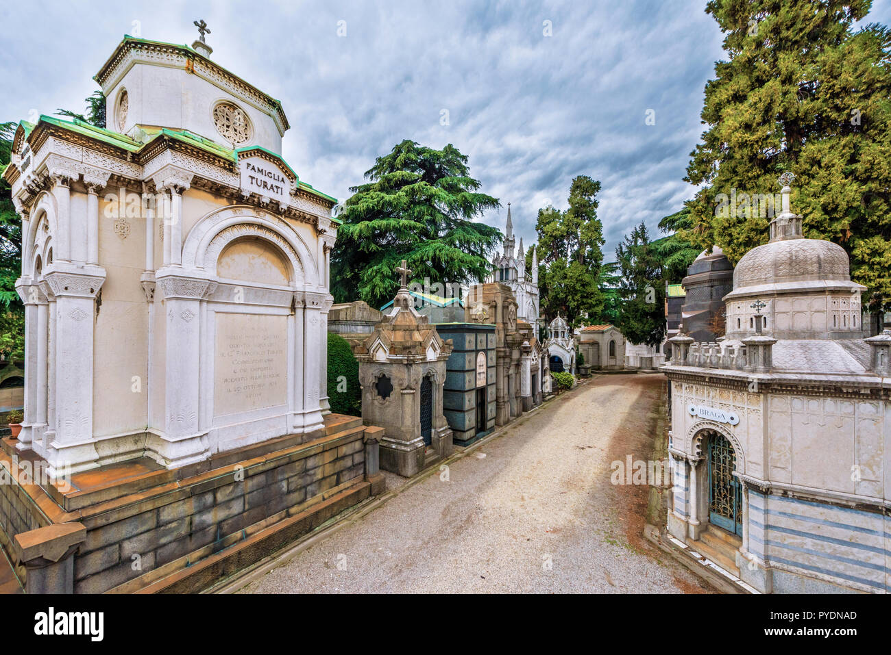 Graves and family crypts at the Monumental cemetery in Milan Stock ...
