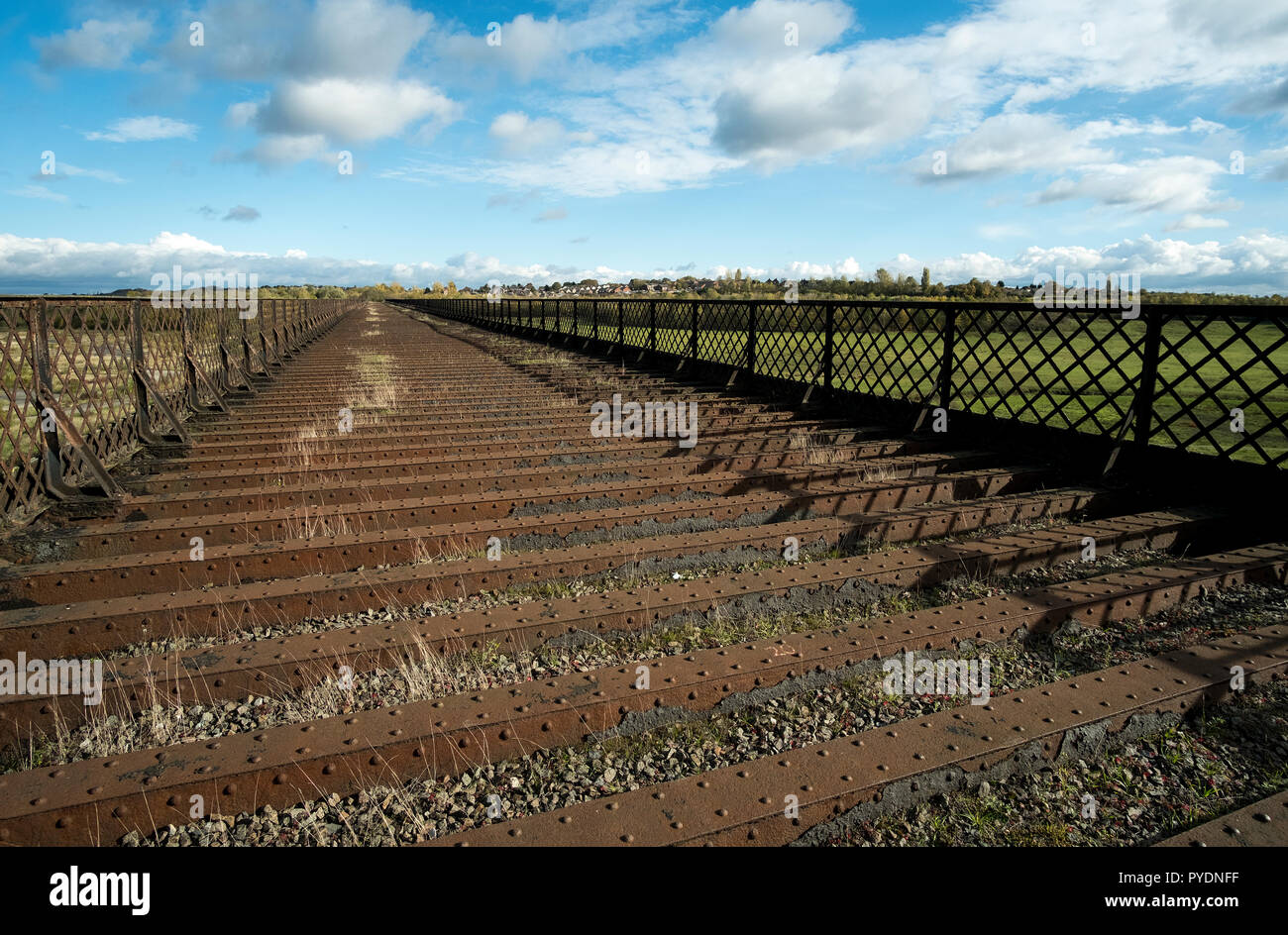 Bennerley viaduct hi-res stock photography and images - Alamy