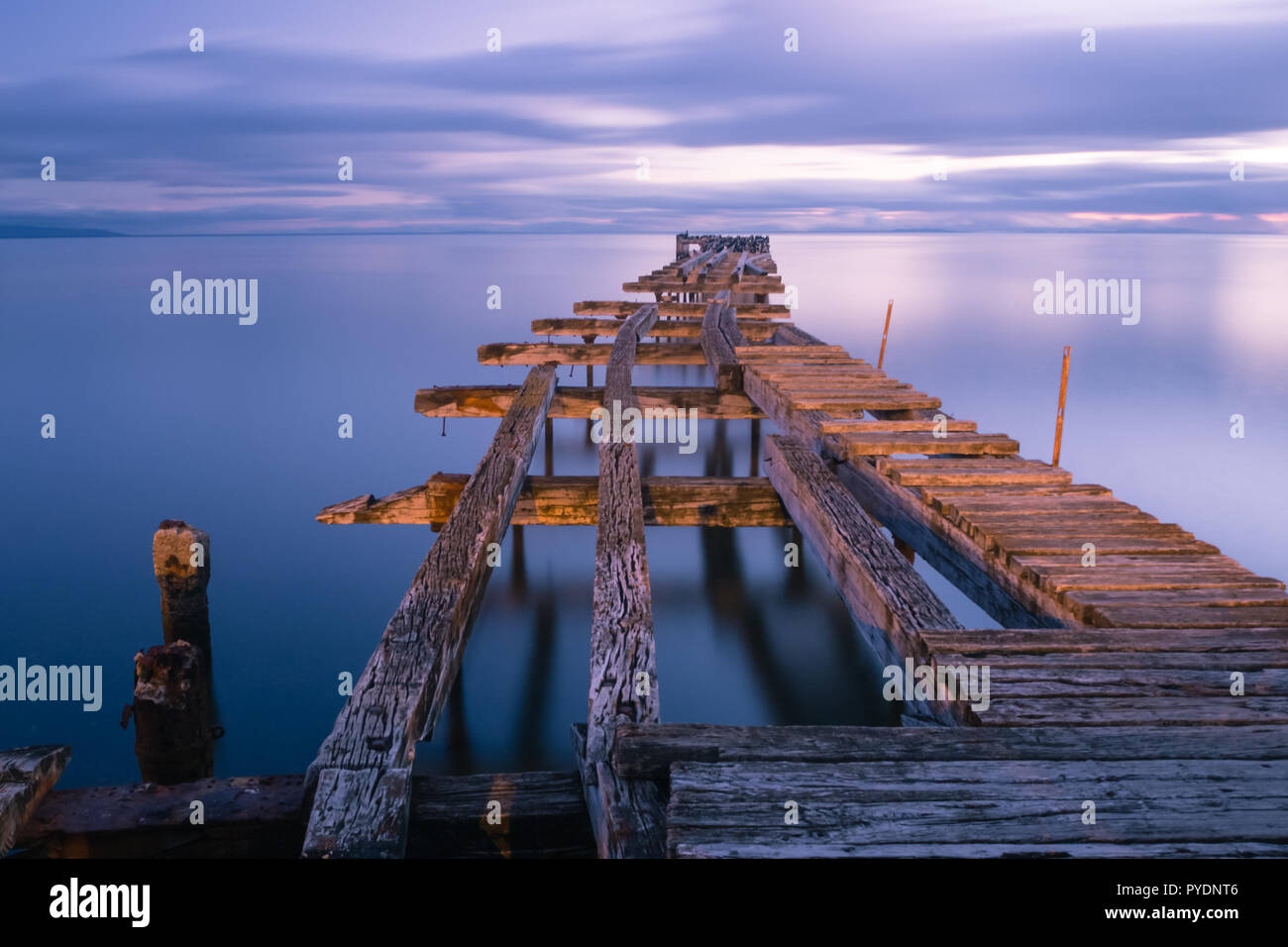 Broken down dock hi-res stock photography and images - Alamy