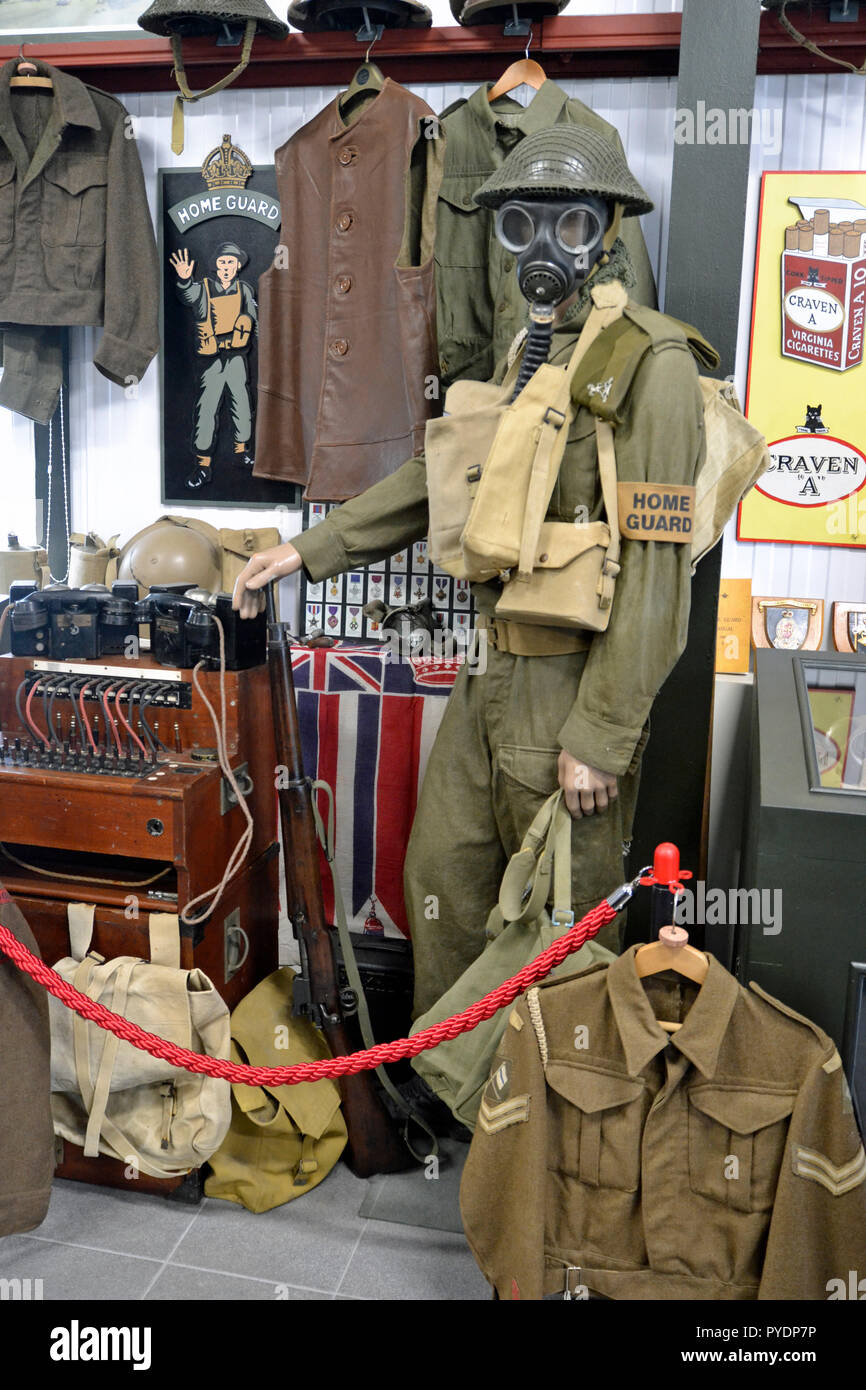 Ww2 british soldier uniform hi-res stock photography and images - Alamy