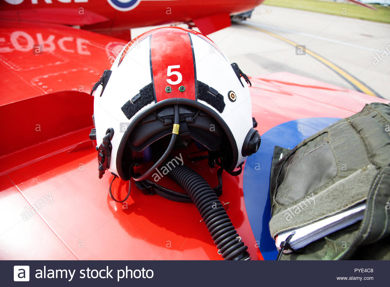 Royal Air Force Red Arrows High Resolution Stock Photography and Images ...