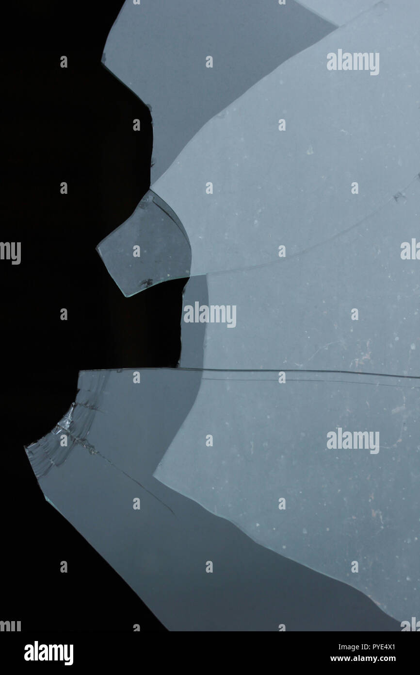 Danger sign warning broken glass hi-res stock photography and images ...