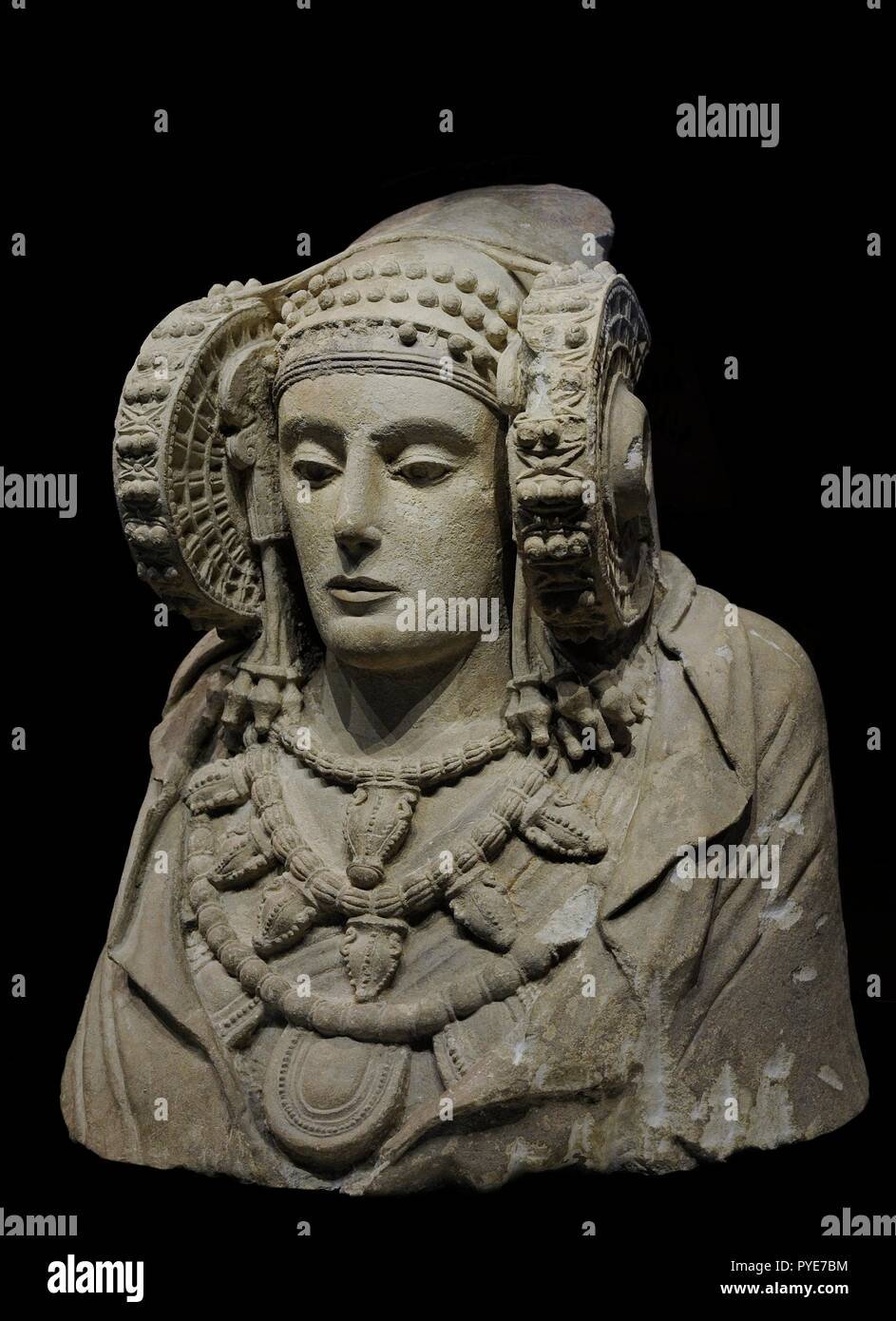 Museo arqueológico nacional dama hi-res stock photography and images ...