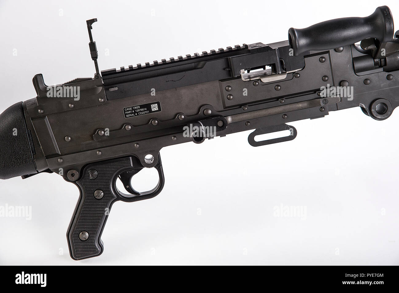 The M240B is a variant of the M240, used by the U.S. Army, Navy, Coast ...