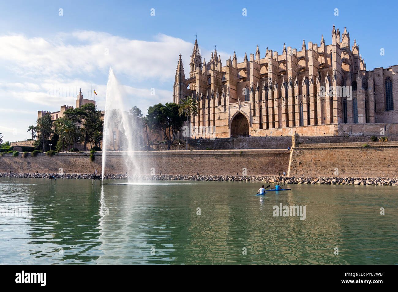 Mallorca spring pool hi-res stock photography and images - Alamy