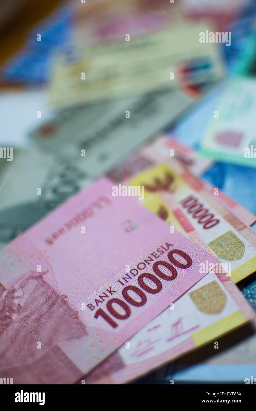 Foreign bank notes and stacked hi-res stock photography and images - Alamy