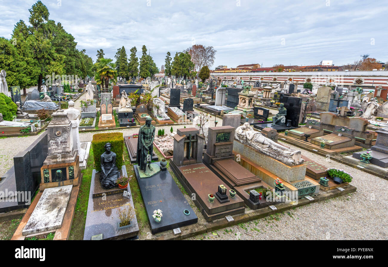 Graves at the Monumental cemetery in Milan, Italy Stock Photo - Alamy