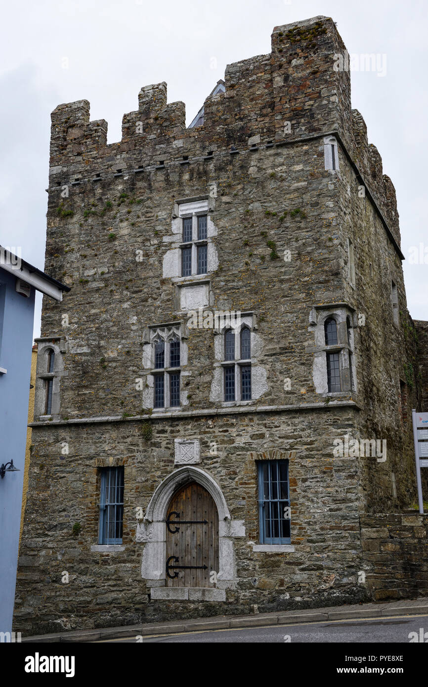 Desmond Castle in town centre of Kinsale, County Cork, Republic of ...