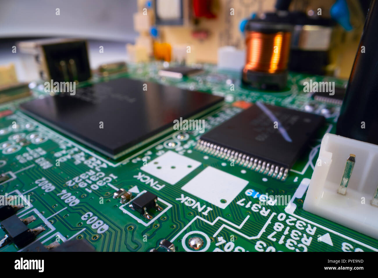 Inside electronic device hi-res stock photography and images - Alamy