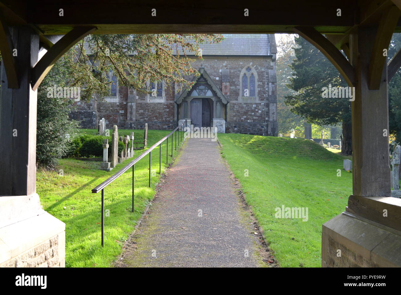 Ide hill church hi-res stock photography and images - Alamy