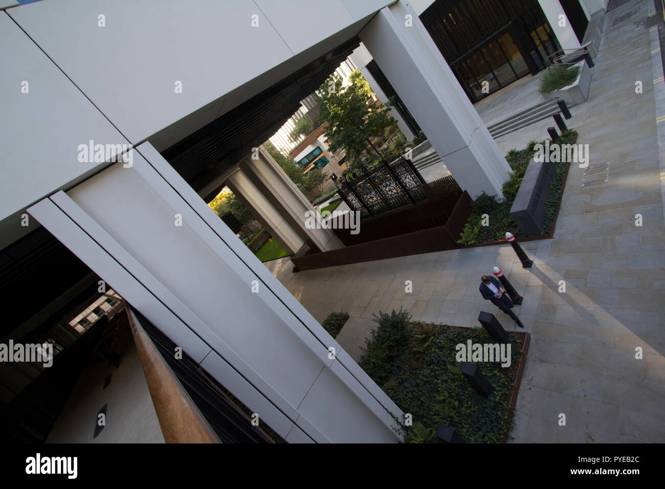 One London wall Place headquarters of Schroders Asset management ...