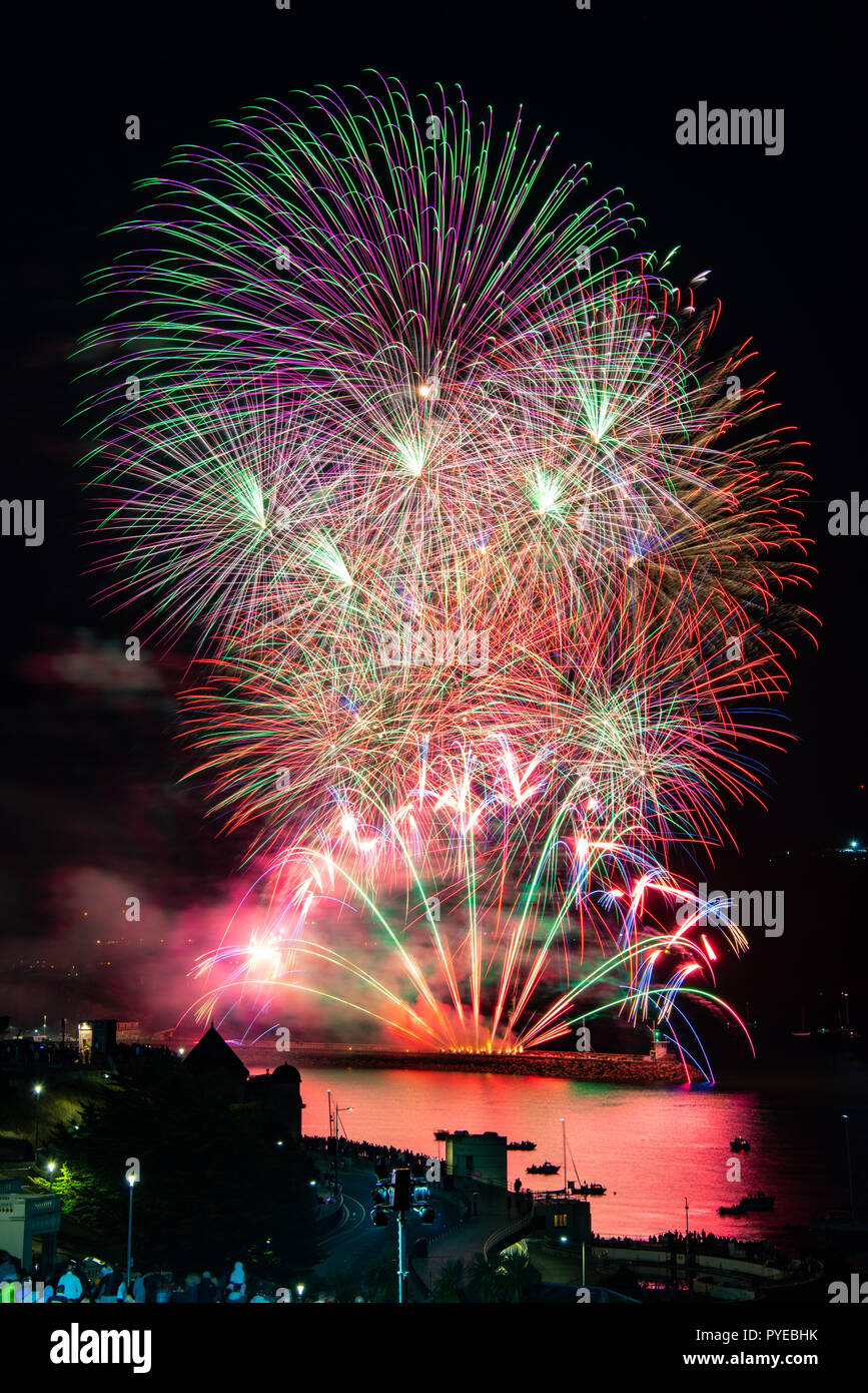 Fireworks in Plymouth Sound Stock Photo - Alamy