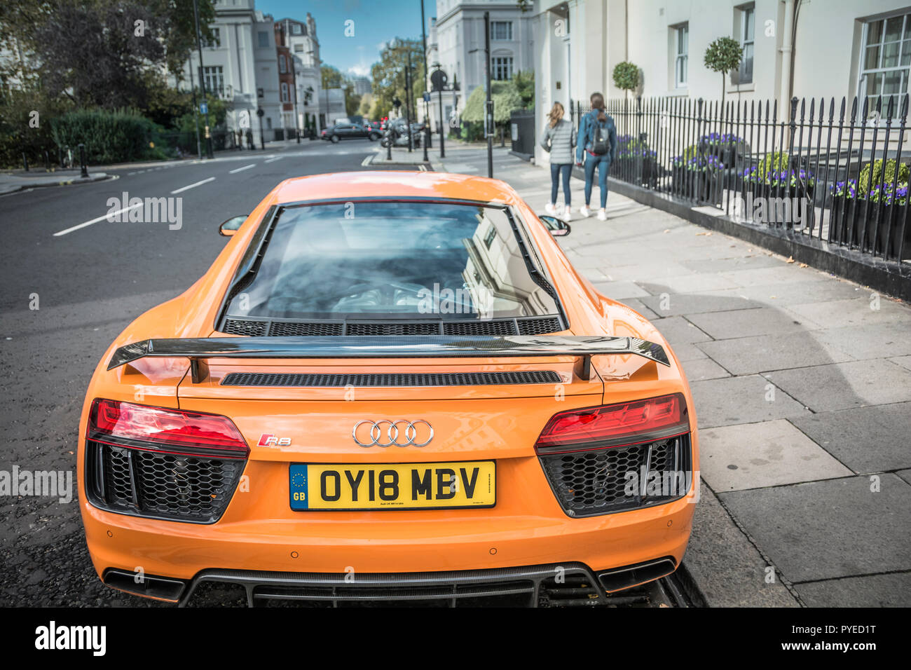 Orange supercar hi-res stock photography and images - Alamy