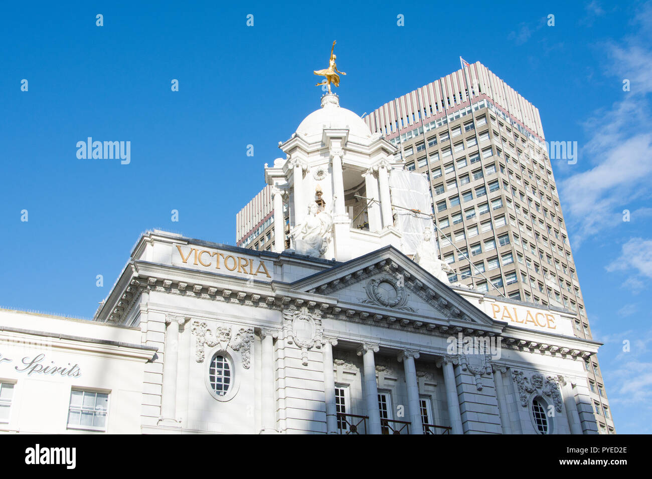 Portland house, london sw1 hi-res stock photography and images - Alamy