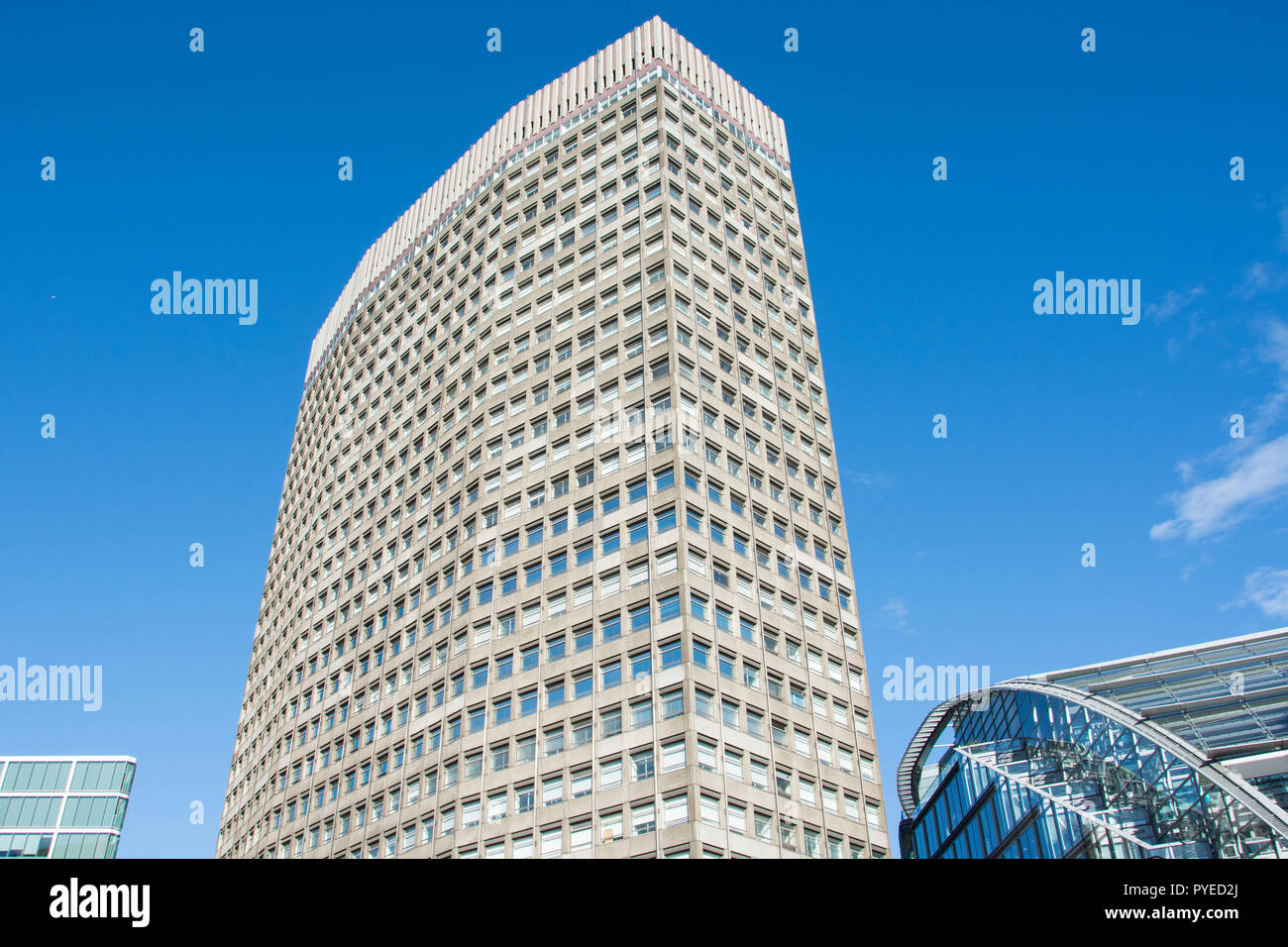 Portland house, london sw1 hi-res stock photography and images - Alamy