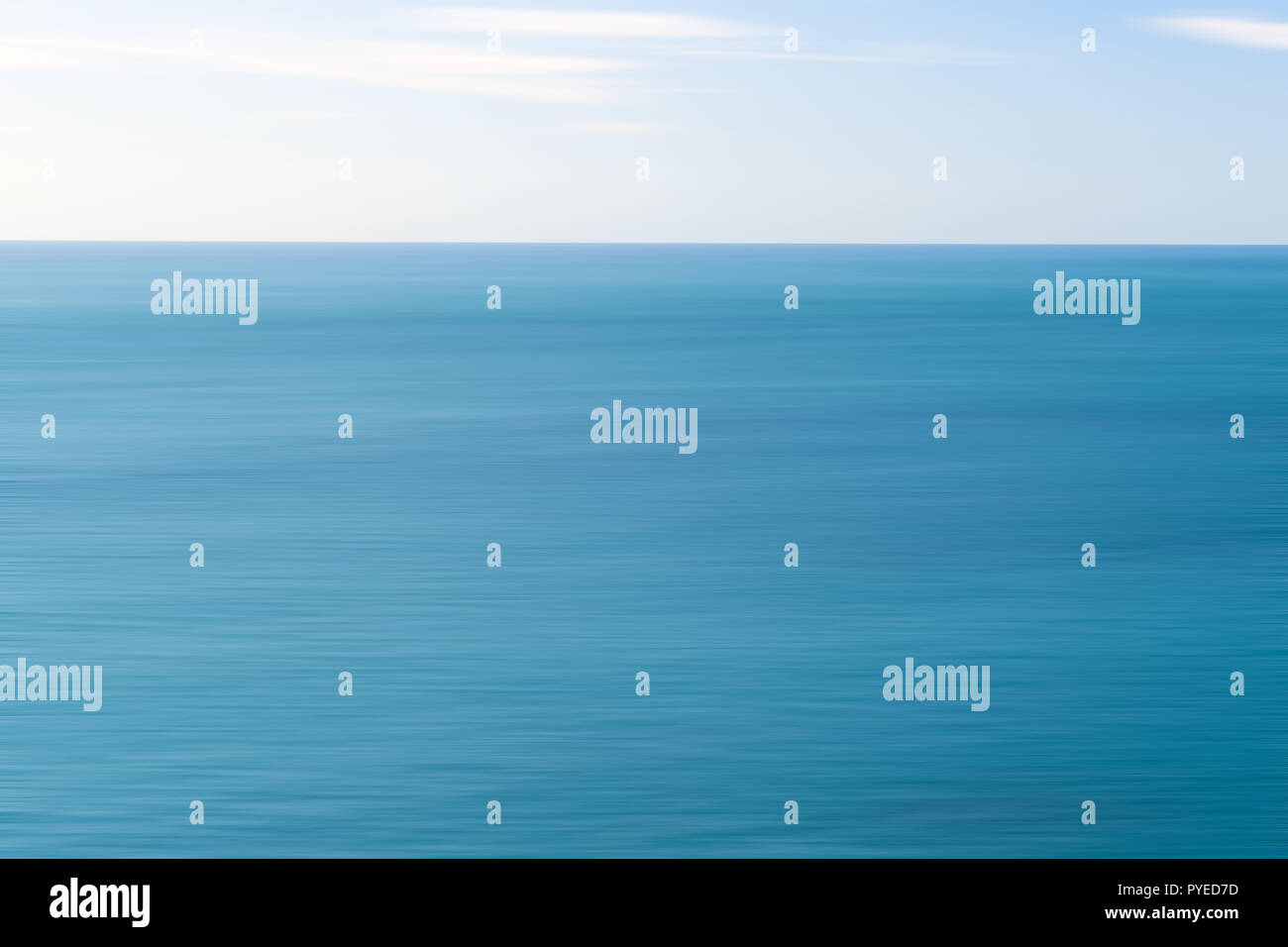 Horizon and sea level wide hi-res stock photography and images - Alamy