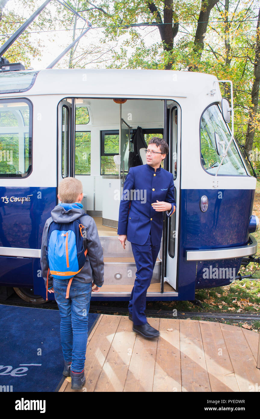 Dpp design hi-res stock photography and images - Alamy