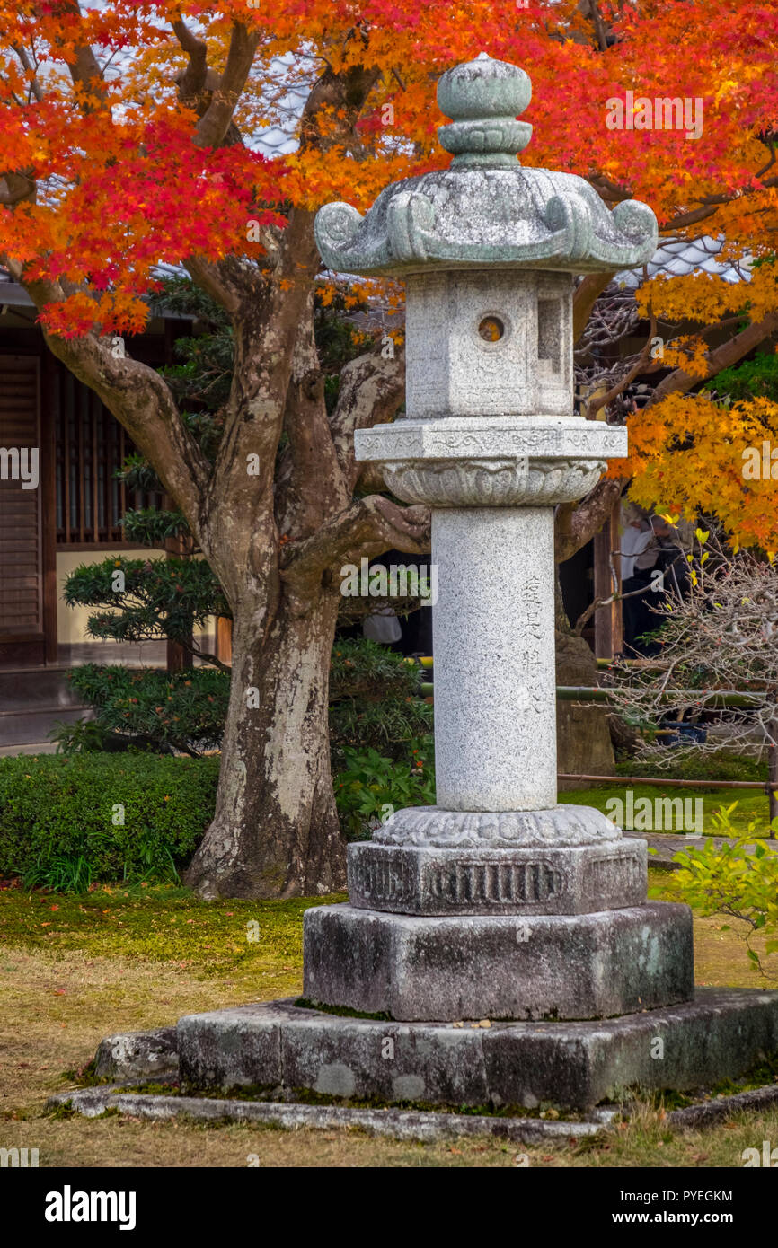 Famous Genko-an Temple with window of enlightenment and window of ...