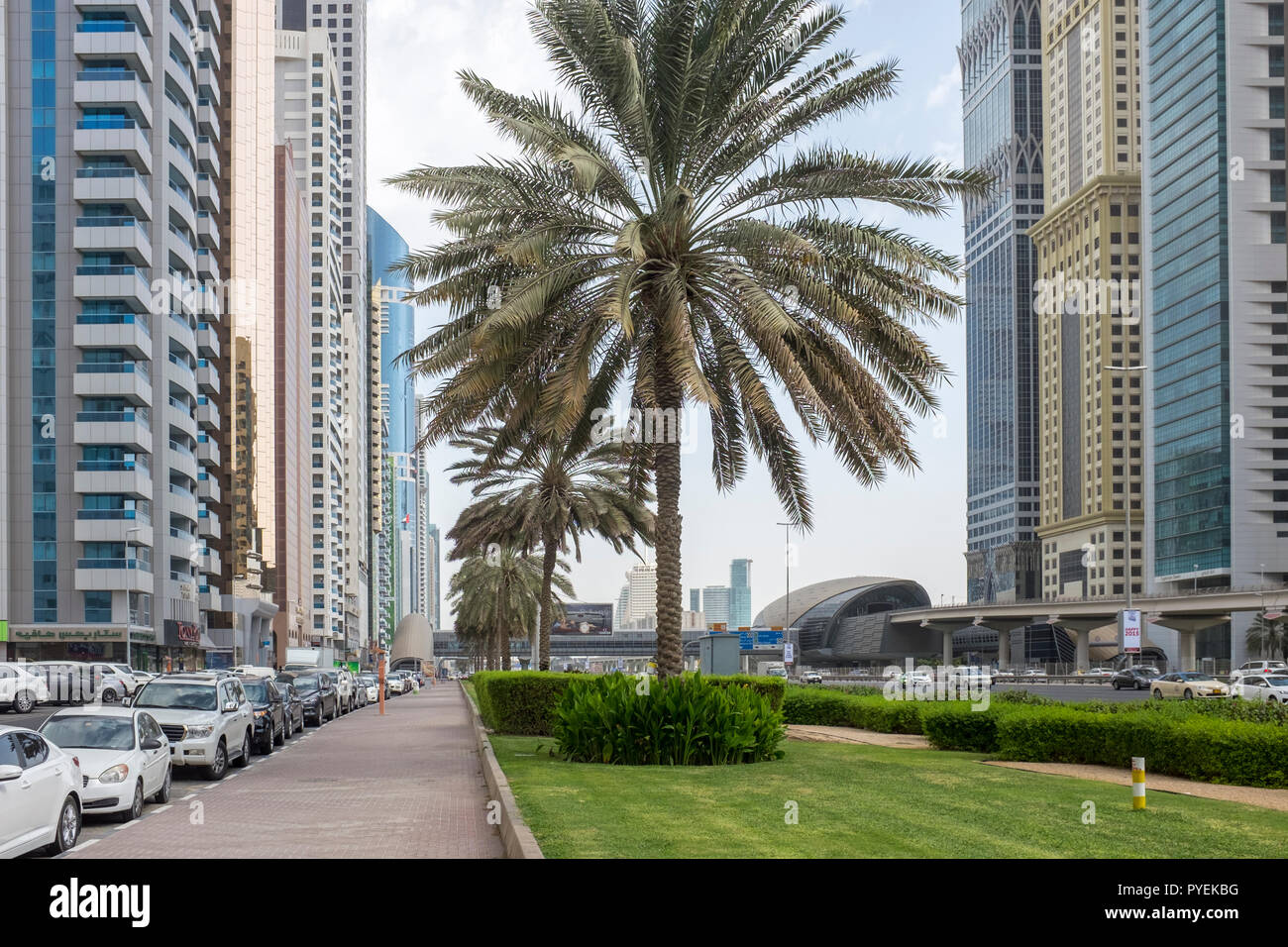 Sheikh Zayed Road, Dubai, UAE Stock Photo - Alamy