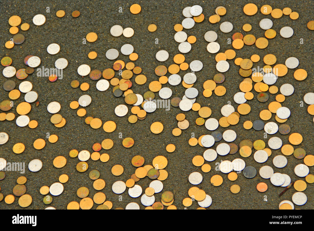 Money scattered on floor hi-res stock photography and images - Alamy