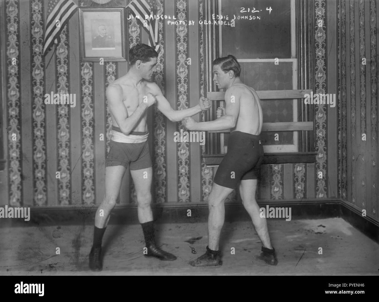 Eddie thomas boxer hi-res stock photography and images - Alamy