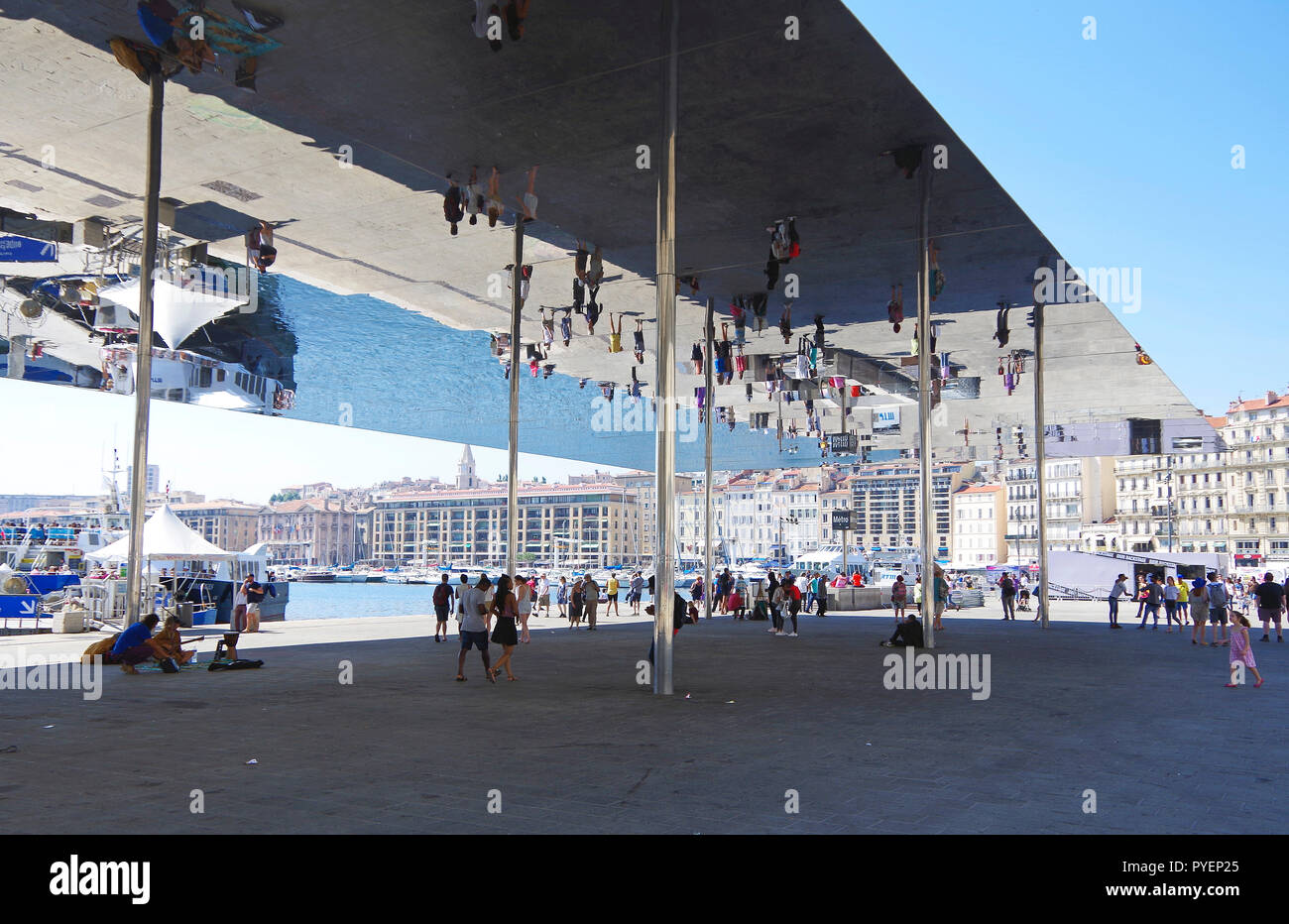 A simple ‘pavilion’, a meeting point and welcome shade beside the Vieux ...