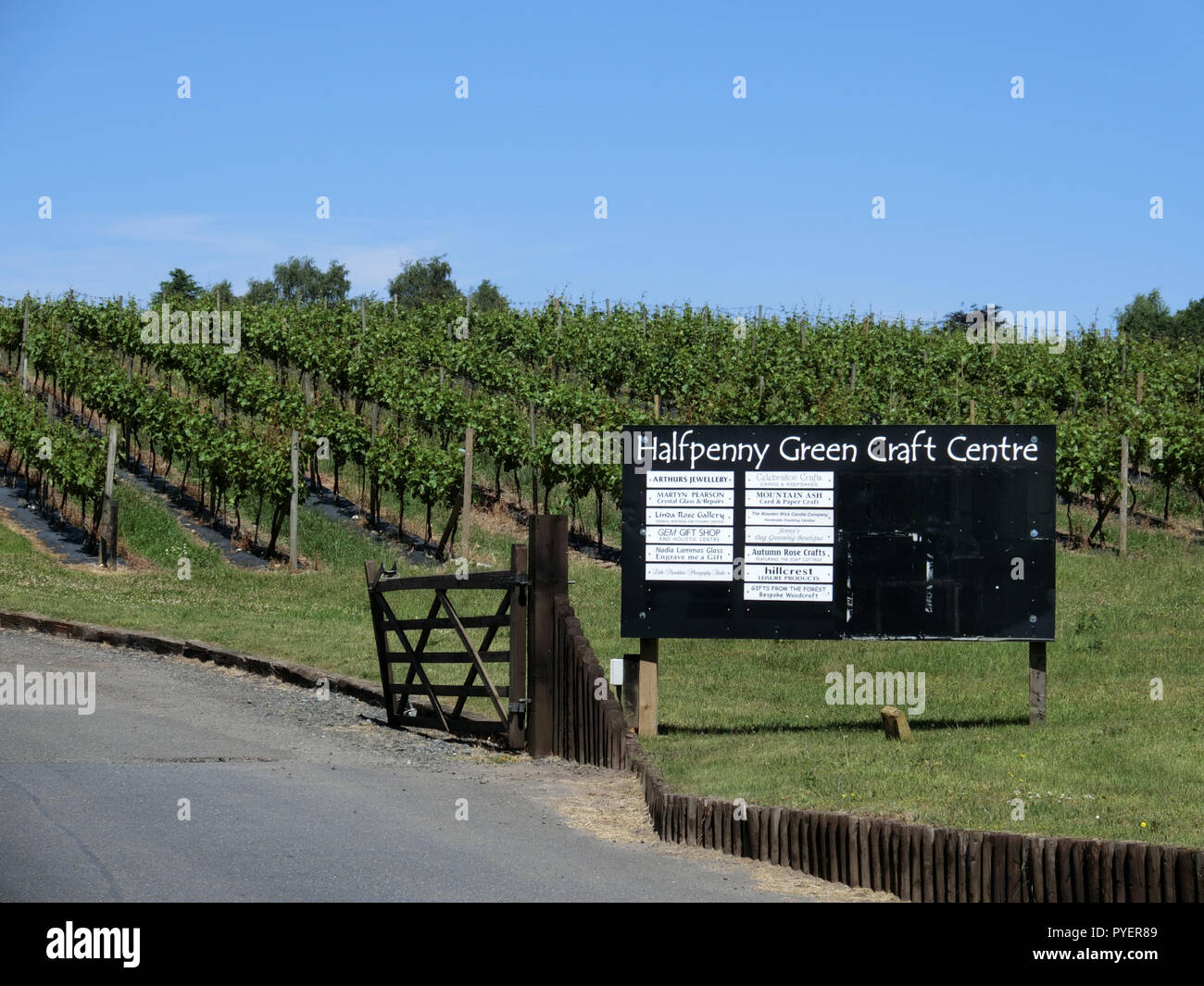 Halfpenny Green Vineyard & Craft Centre, Halfpenny Green, South ...