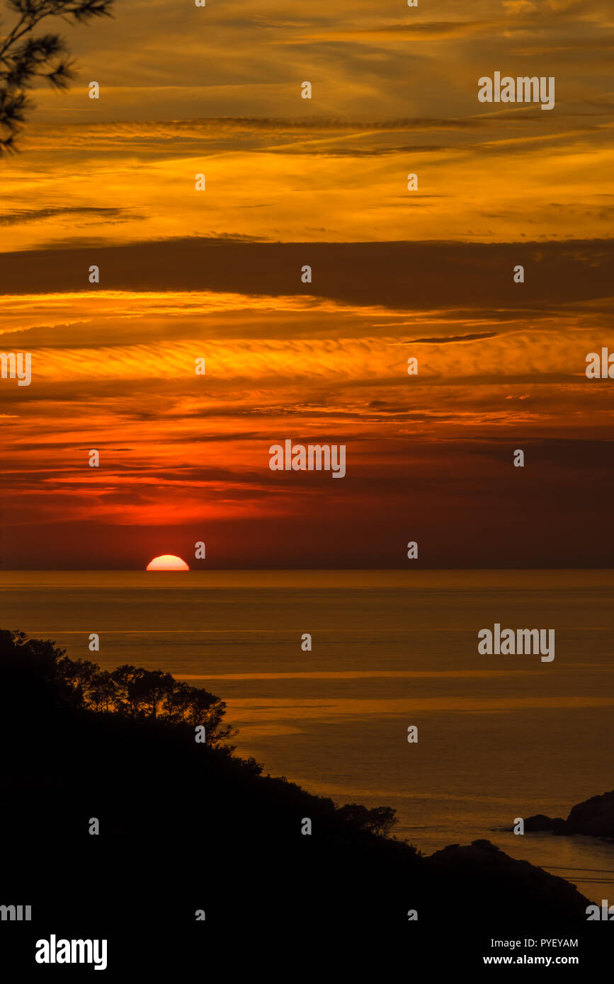 Idyllic perfect setting hi-res stock photography and images - Alamy