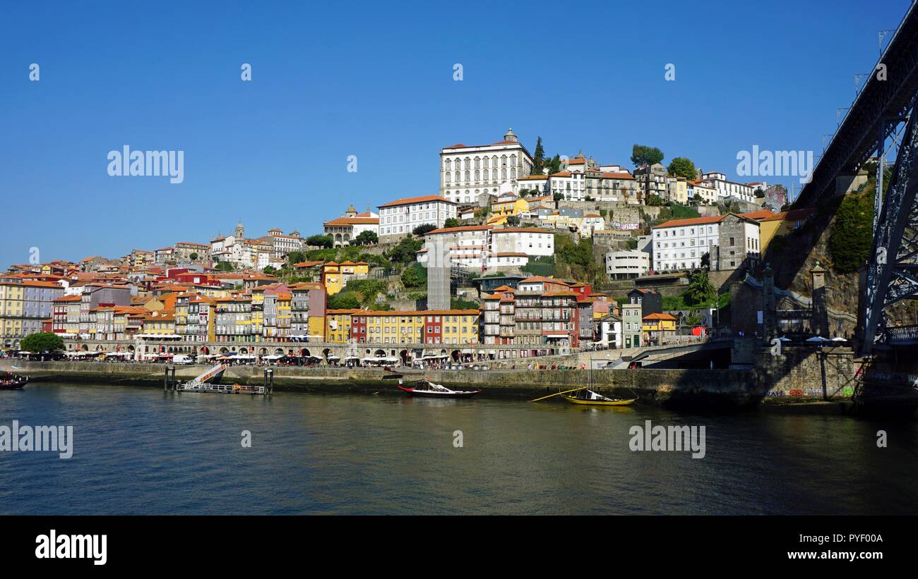 douro river bridge dom luis in porto Stock Photo - Alamy