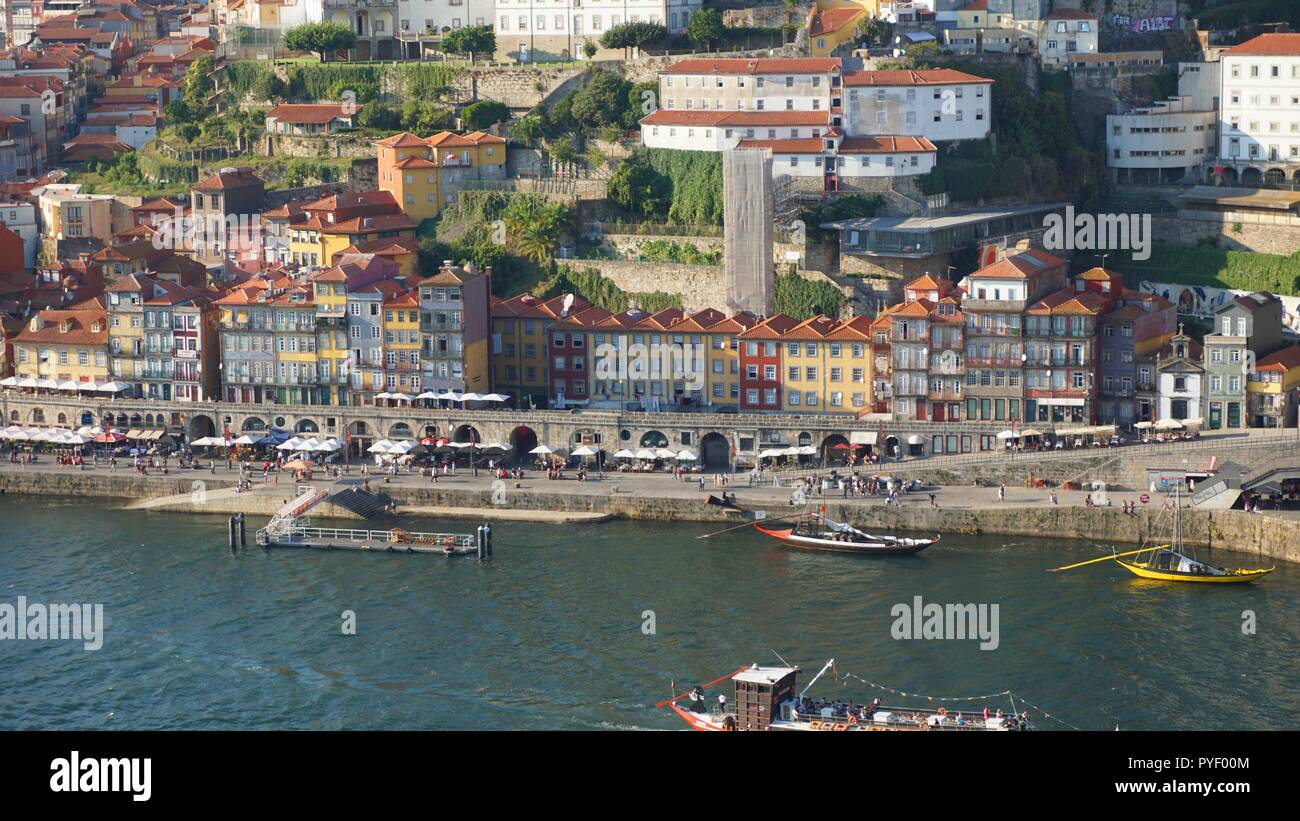 douro riverside residential houses in porto in portugal Stock Photo - Alamy
