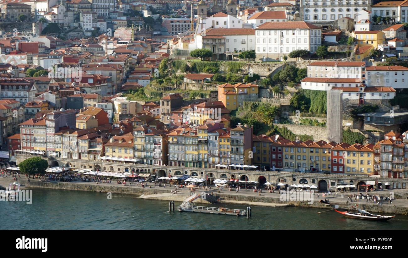 douro riverside residential houses in porto in portugal Stock Photo - Alamy