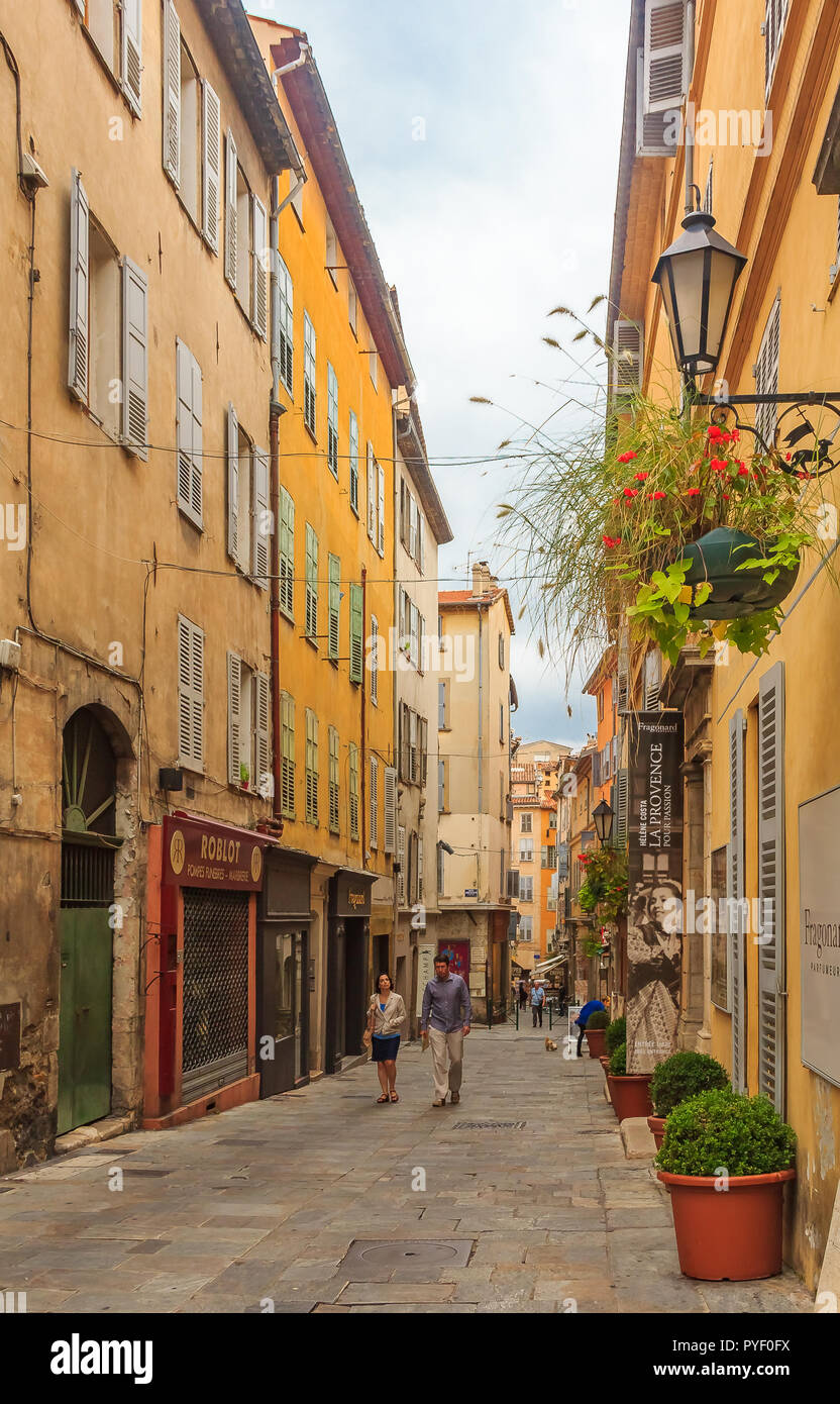 Grasse old town south of france hi-res stock photography and images - Alamy