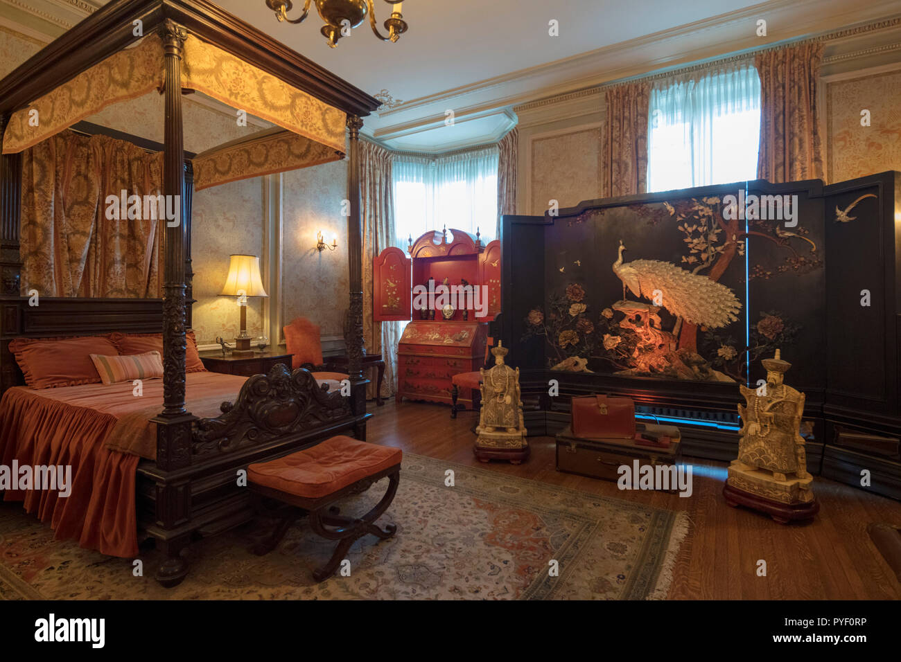 Chinese gothic building hi-res stock photography and images - Alamy