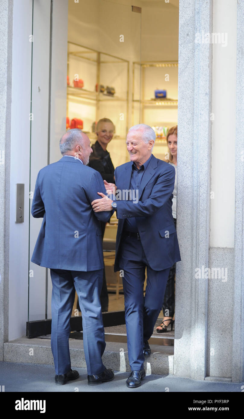 Santo Versace goes to visit the employees at the Versace store in Via ...