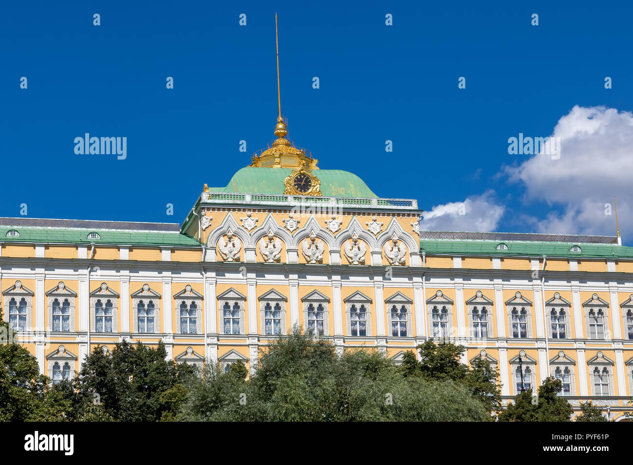 Kremlin crosses hi-res stock photography and images - Alamy