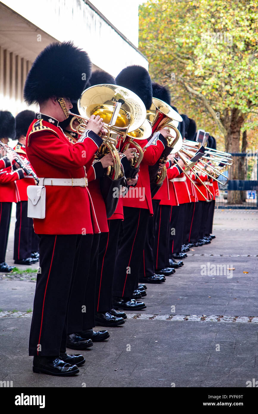 Guards fusilier regiment hi-res stock photography and images - Alamy