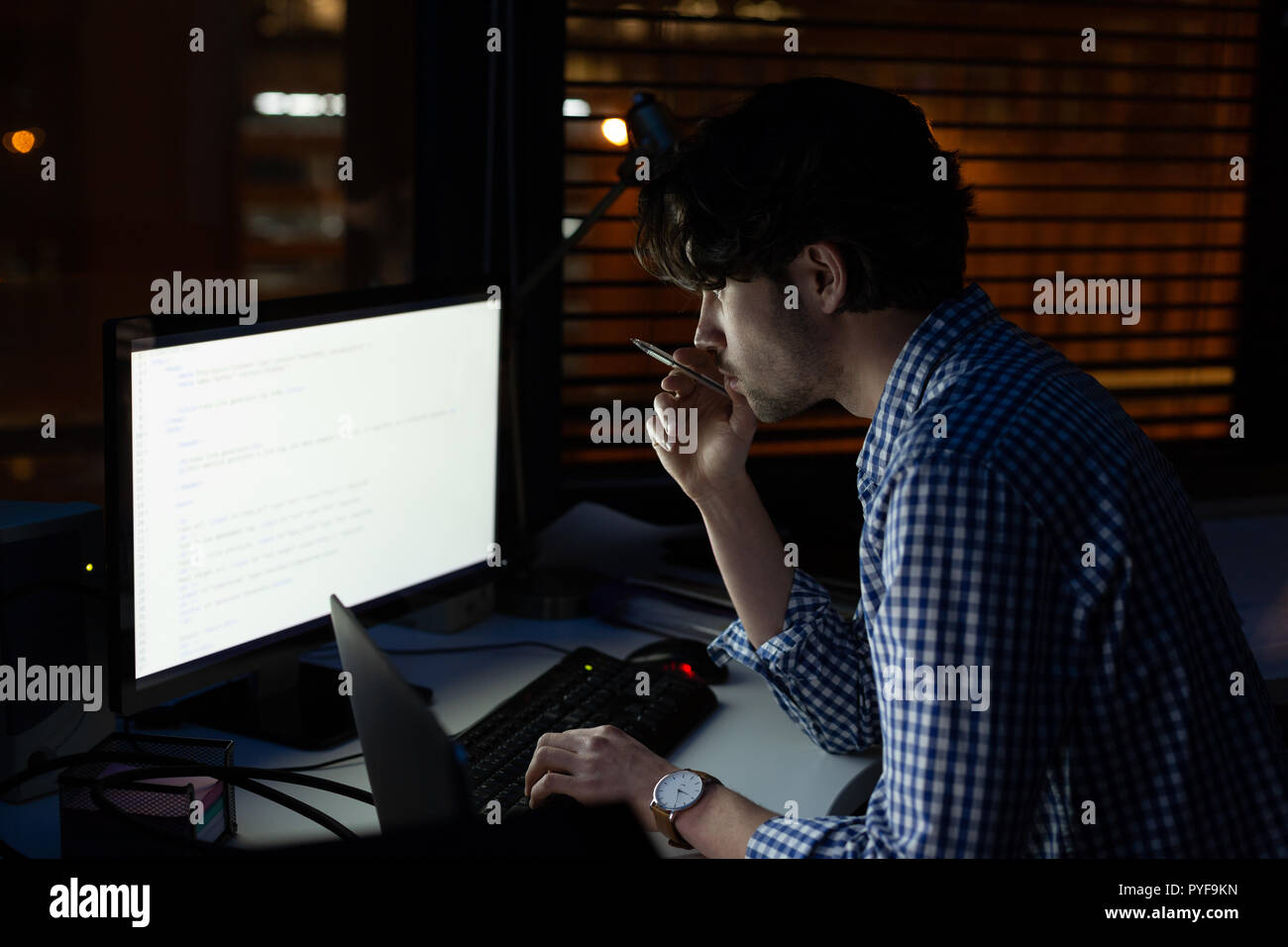 Man using desktop in workplace hi-res stock photography and images - Alamy