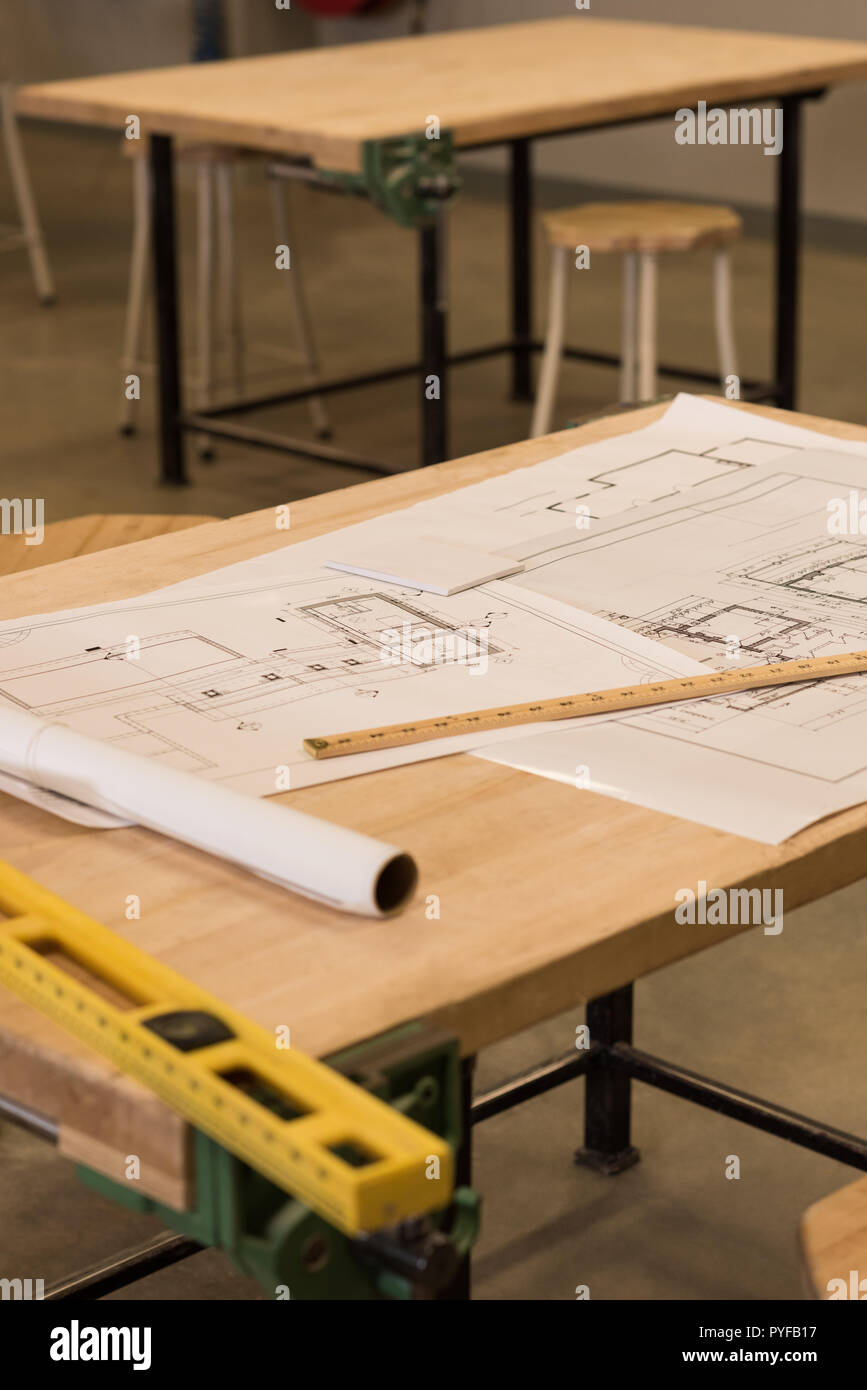 Table blueprint hi-res stock photography and images - Alamy