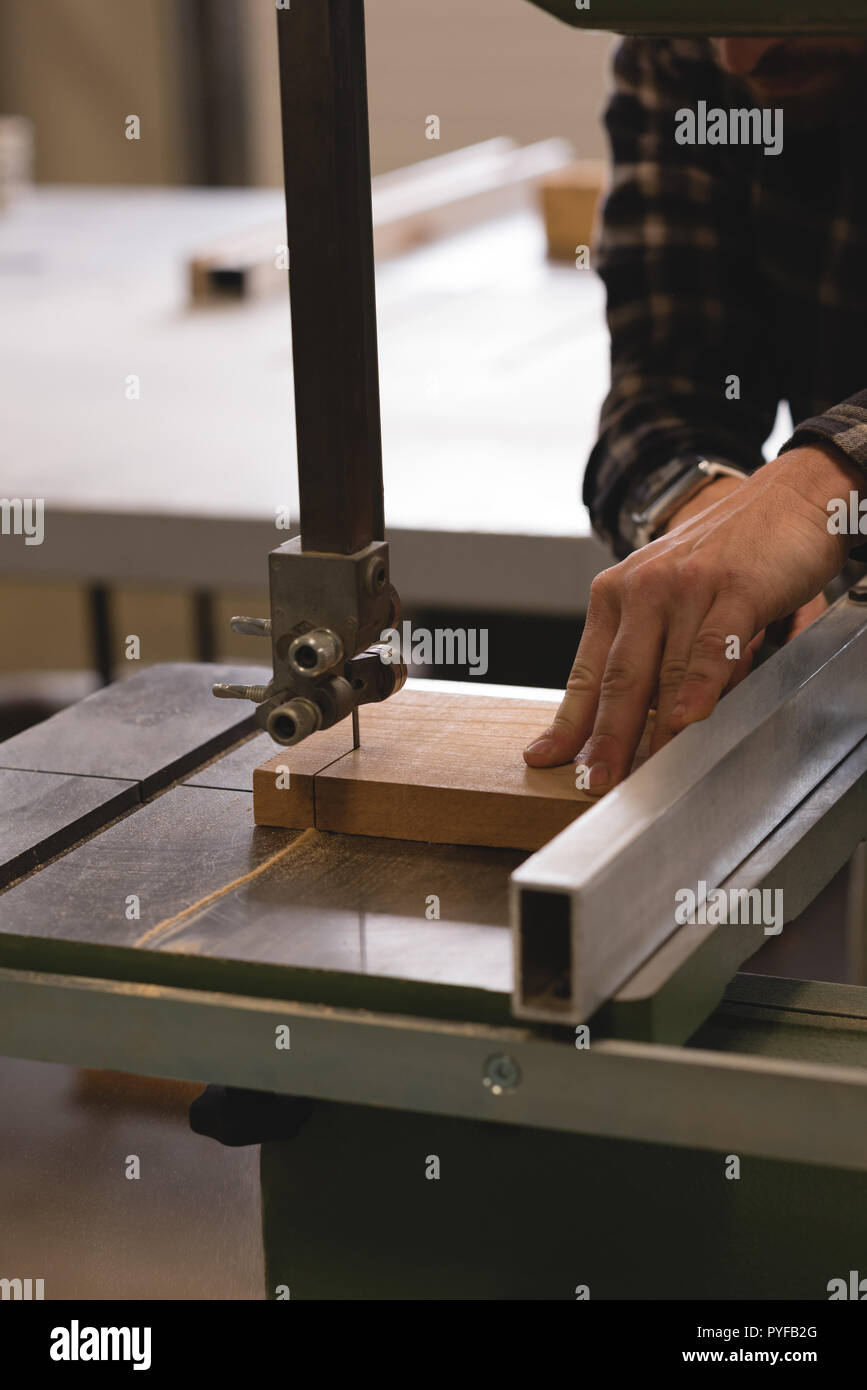Craftsman working hi-res stock photography and images - Alamy