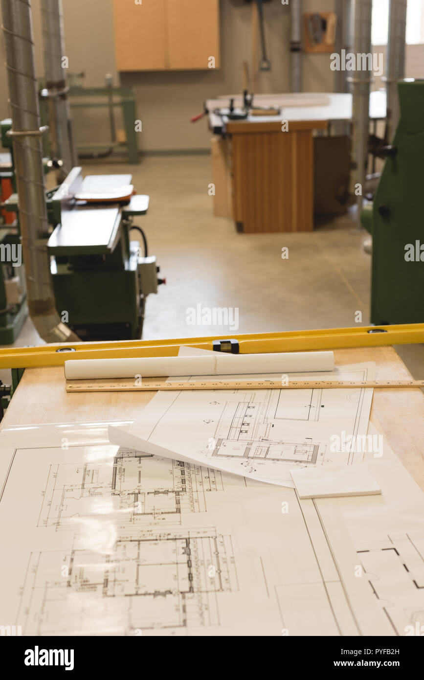 Instrument table hi-res stock photography and images - Alamy