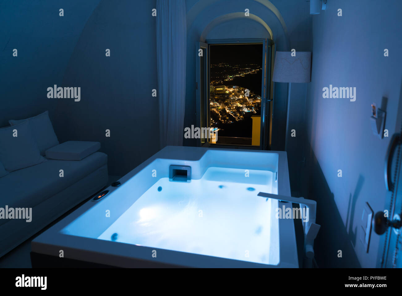 Hot tub night hi-res stock photography and images - Alamy