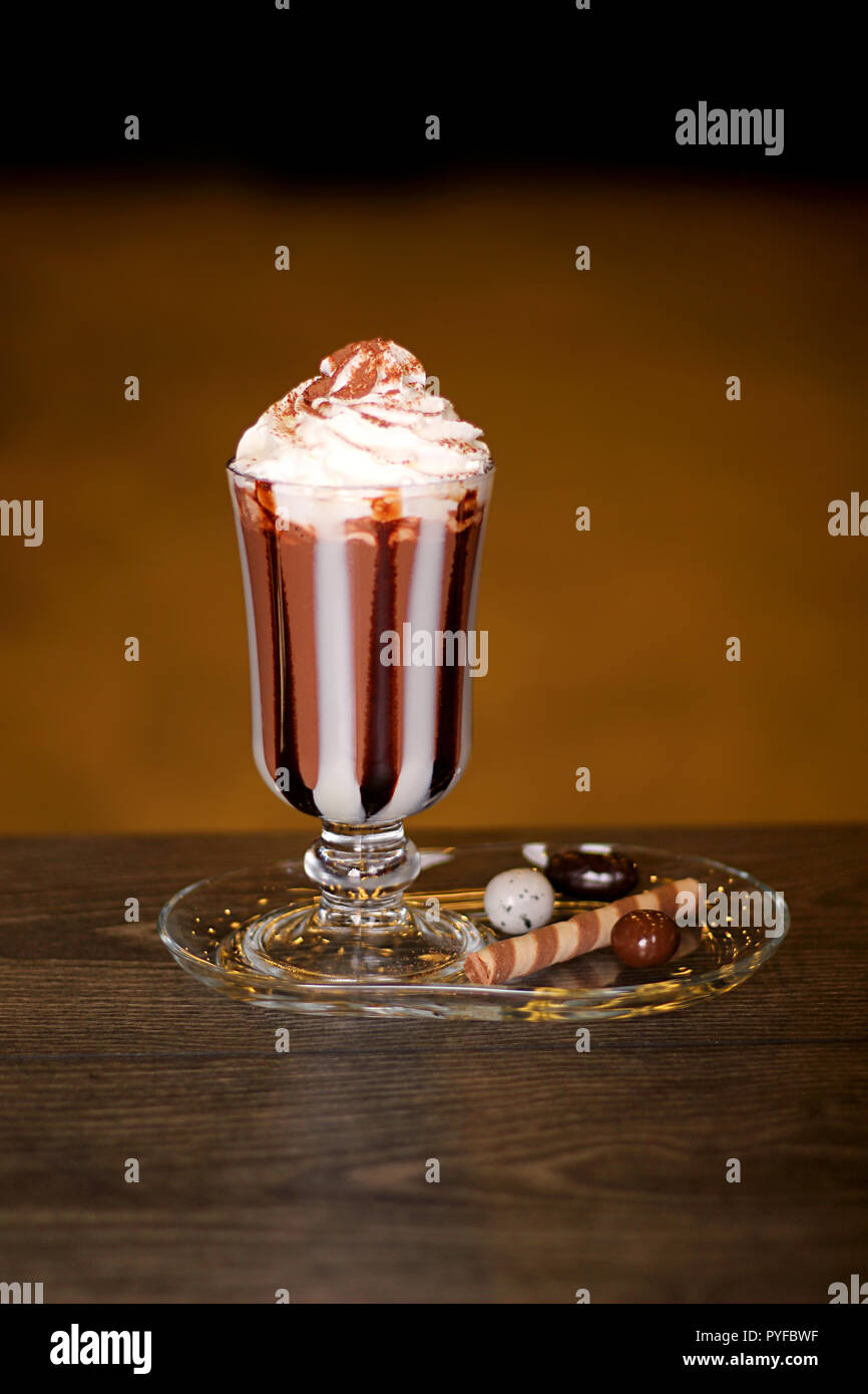 Blend of cream hi-res stock photography and images - Alamy