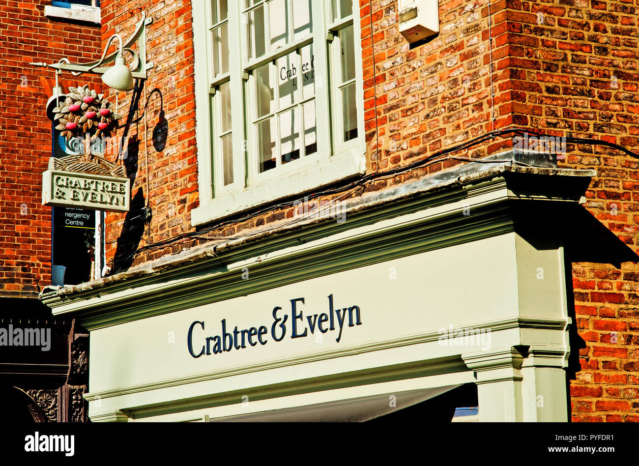 Crabtree evelyn hi-res stock photography and images - Alamy