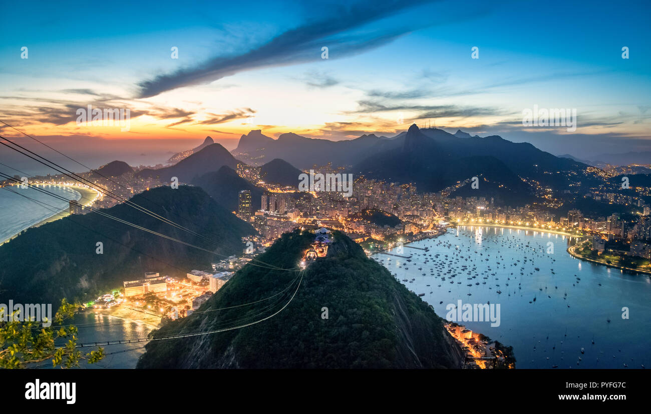 Rio at sunset hi-res stock photography and images - Alamy