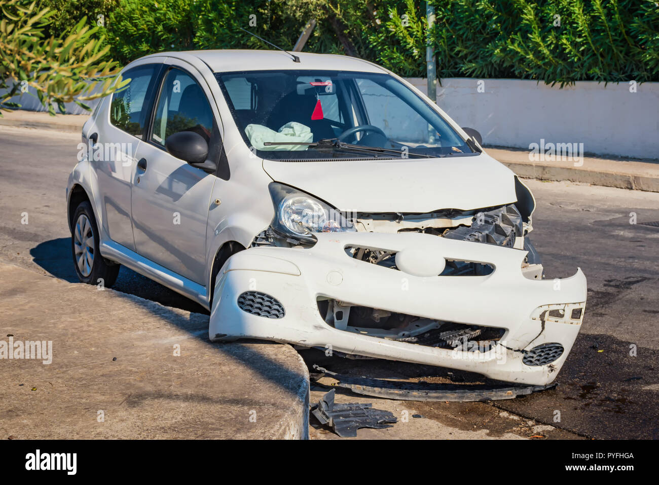 Road traffic accident damage hi-res stock photography and images - Alamy