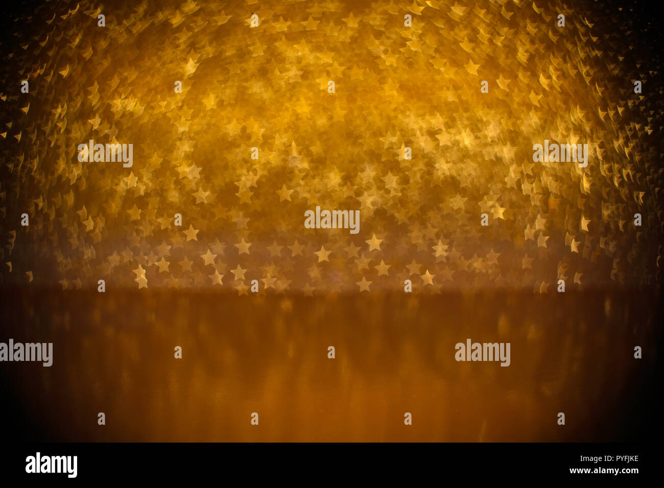 Shiny gold star small stars hi-res stock photography and images - Alamy