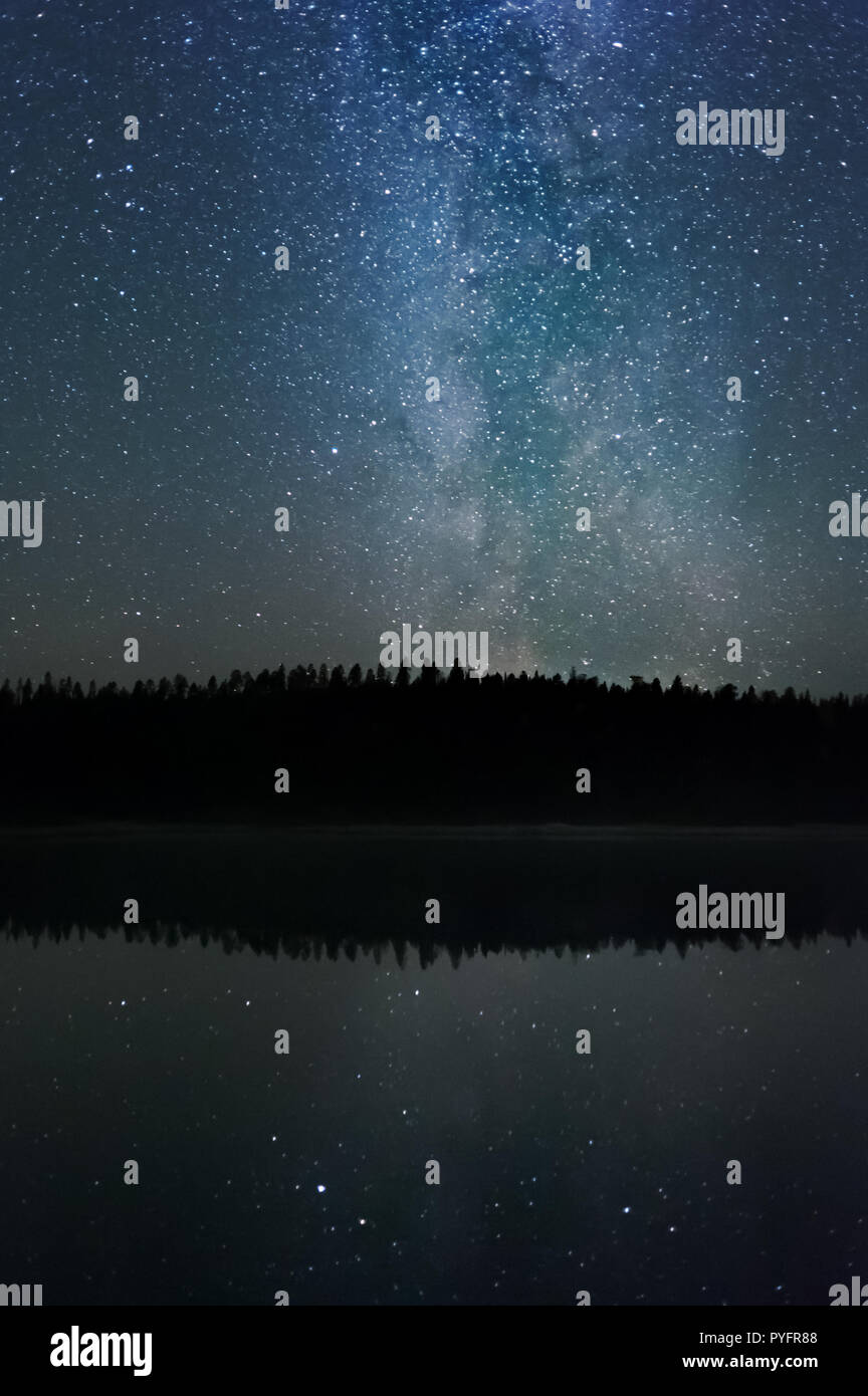 Vertical milky way galaxy above hi-res stock photography and images - Alamy