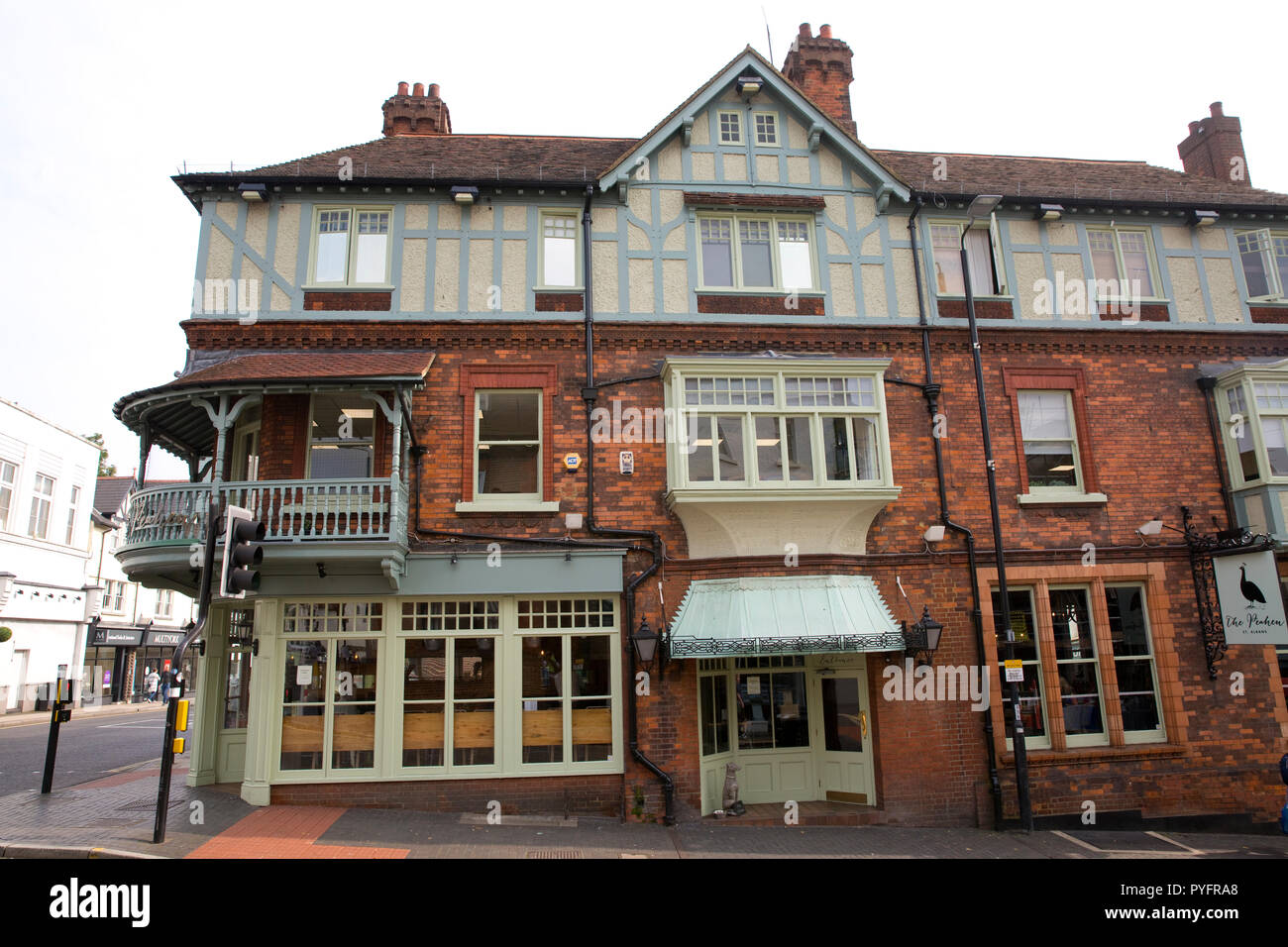 St albans pub restaurant hi-res stock photography and images - Alamy