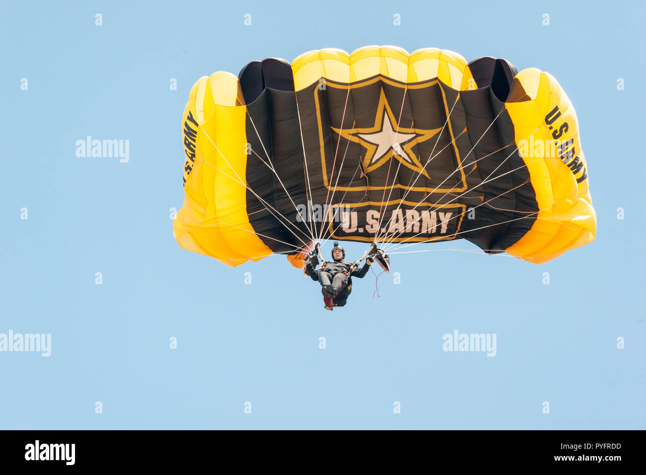 US Army Golden Knights Parachute Team jumping at the 2018 Great New ...